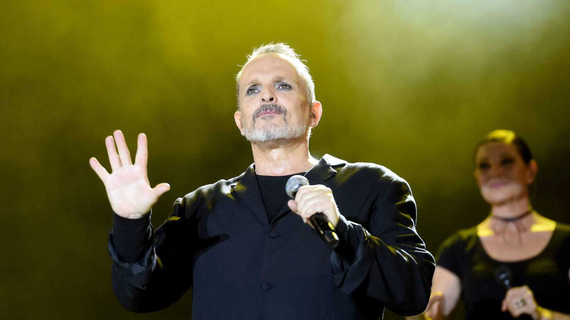 Miguel Bosé Y Pablo Alborá La Nueva Pareja Del Momento Miguel Bosé Y